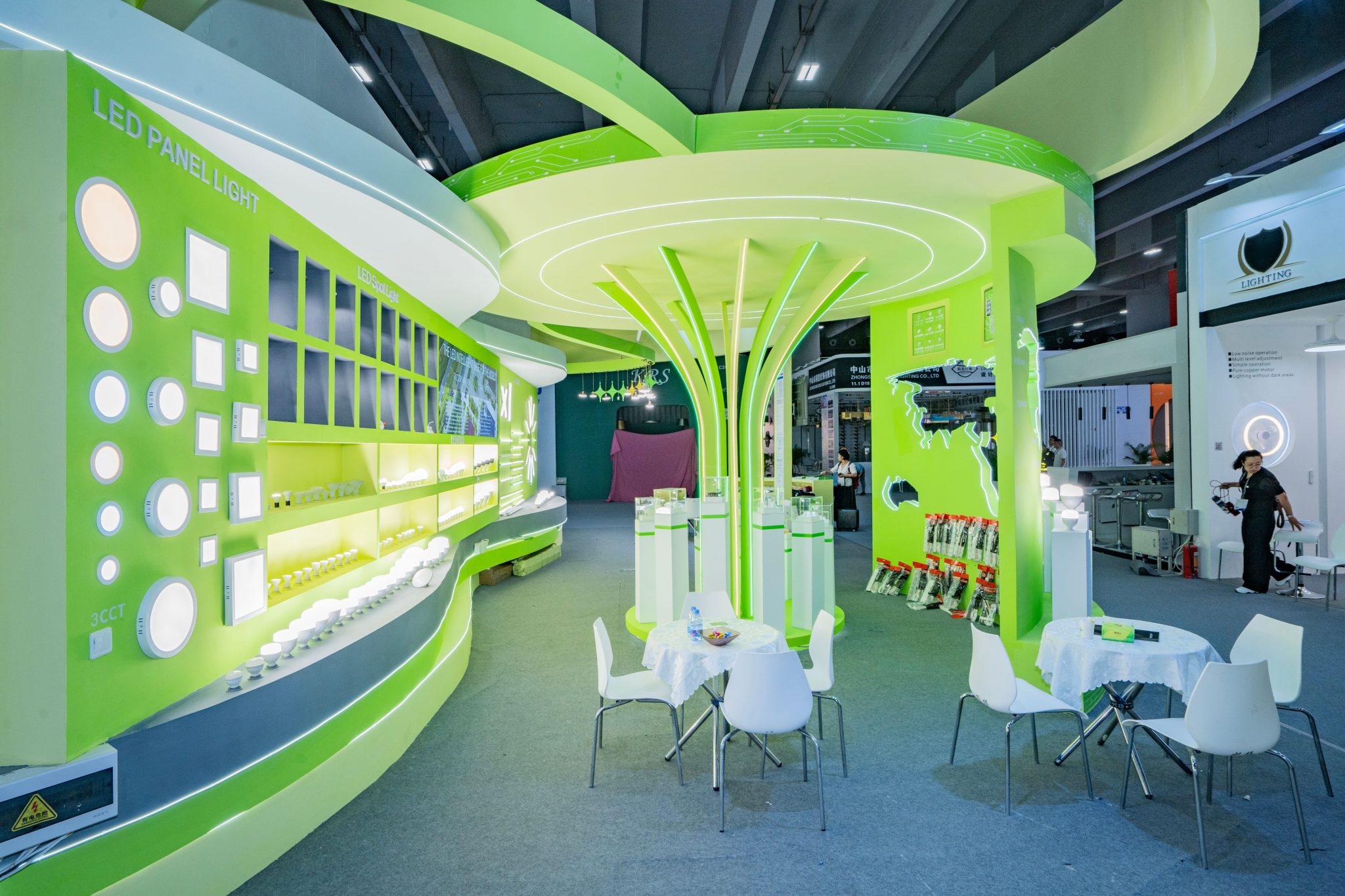 Connected Cities: Intelligent Street Lighting Paves the Way for Smart ...